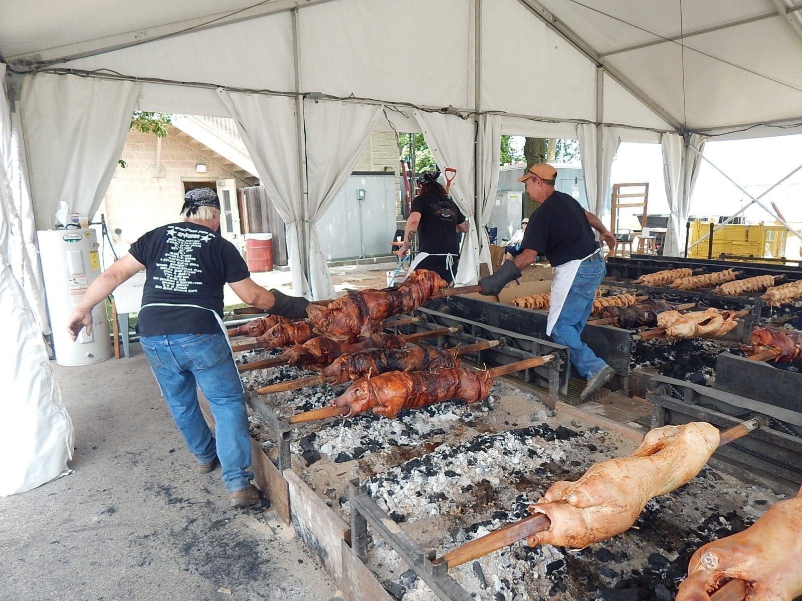 What is Spanferkel? A Roasted Pig, Perfect for German Festivals!