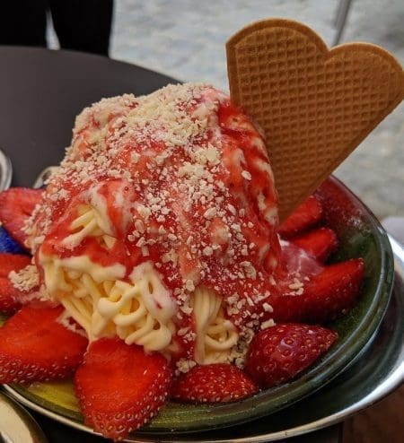 Eis in Germany - The Summertime Eis Culture in Germany