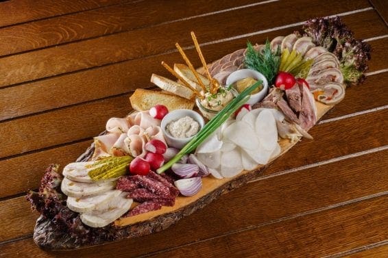 German Oktoberfest Foods- What to Eat at German Festivals