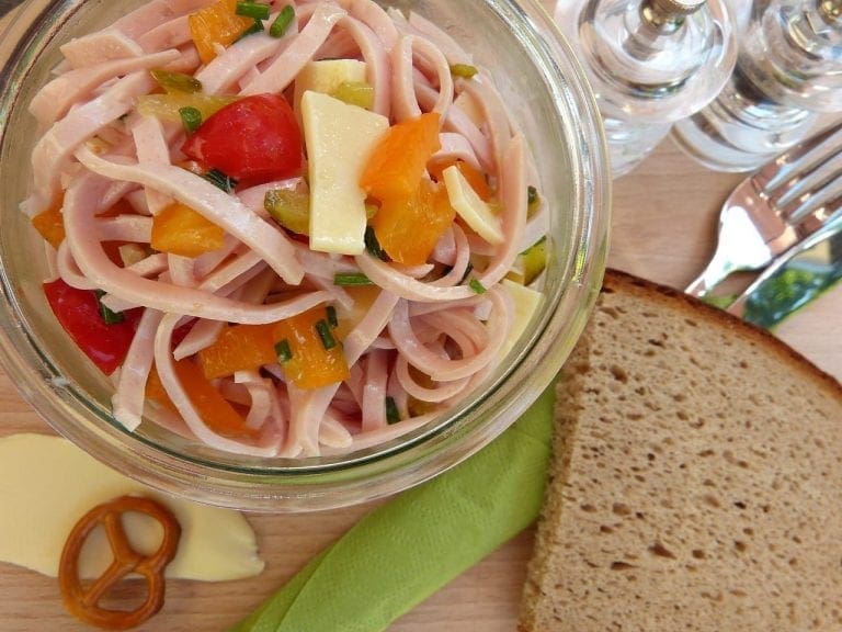 German Oktoberfest Foods- What to Eat at German Festivals