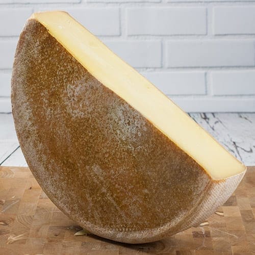 What is Raclette Cheese? A Cheesy New Year's Eve Tradition in Germany ...