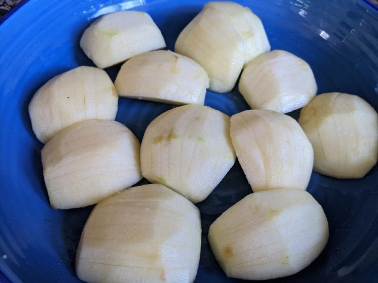 Oma'sTraditional German Apple Cake Recipe- Versunkener Apfelkuchen