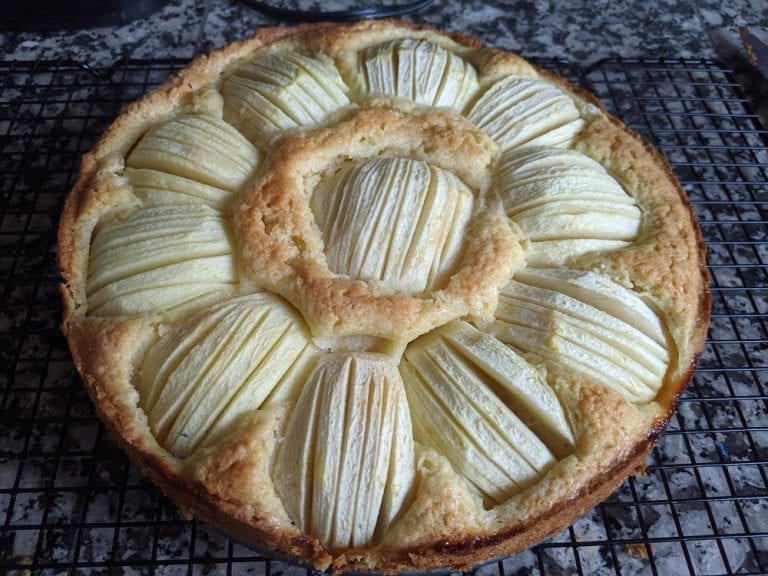 Oma'sTraditional German Apple Cake Recipe- Versunkener Apfelkuchen