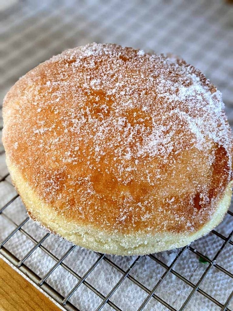 Make this Fairly Easy Berliner Recipe for Karneval or Silvester