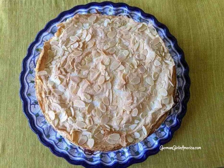 Easy Blitz Torte Recipe- Fast Cake with Cream and Fruit