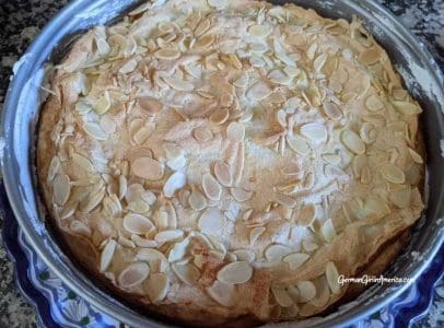 Easy Blitz Torte Recipe- Fast Cake with Cream and Fruit