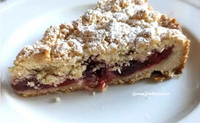 Mom's German Cherry Streusel Cake Recipe