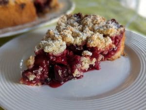 Mom's German Cherry Streusel Cake Recipe