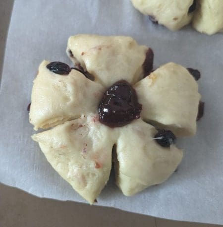 Reformationsbrötchen Recipe- Luther Rose Reformation Rolls