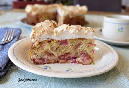 German Rhubarb Meringue Cake - Rhabarber Baiser Kuchen